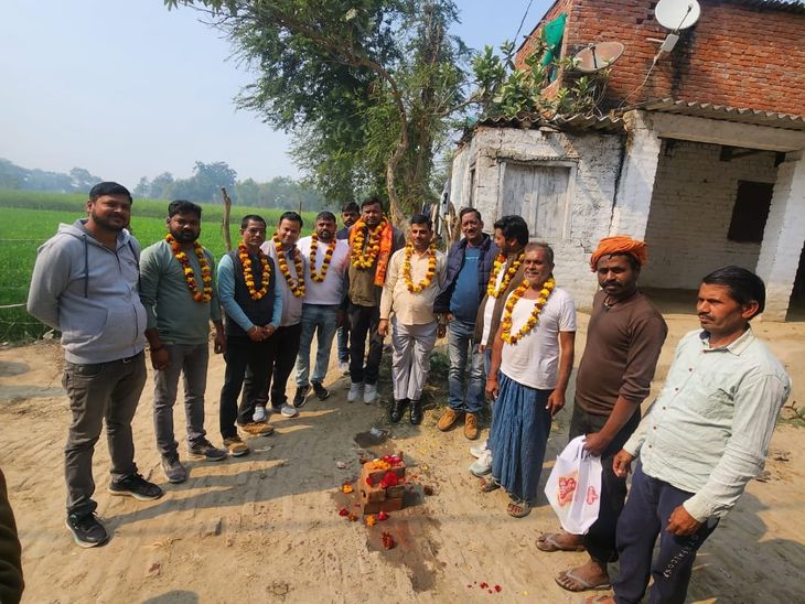 Road and drain construction work started in Sharda Nagar | शारदा नगर ...