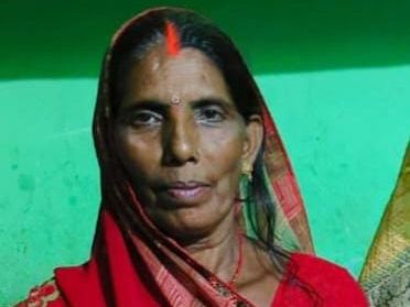 Haraiya's woman got separated in Maha Kumbh | महाकुंभ में बिछड़ीं हरैया ...