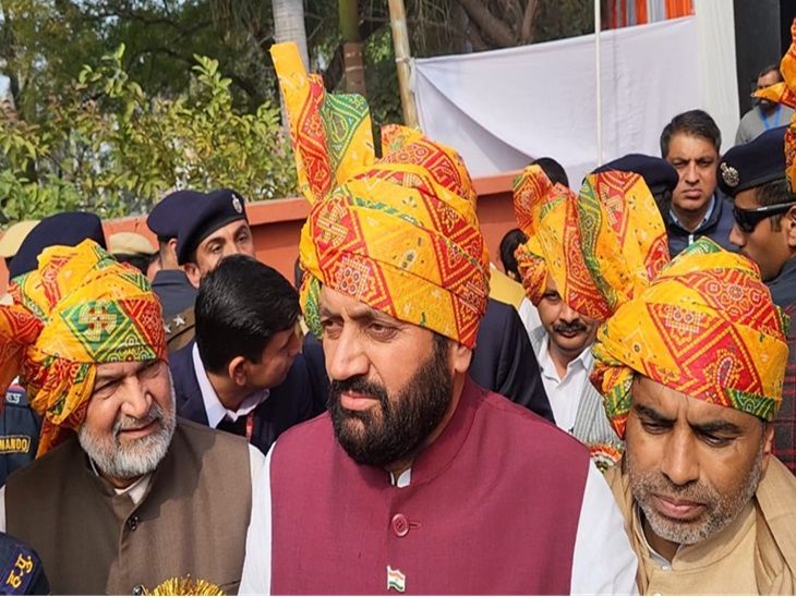 CM left as soon as asked Anil Vij Rohtak Arvind Kejriwal CM Naib Saini ...