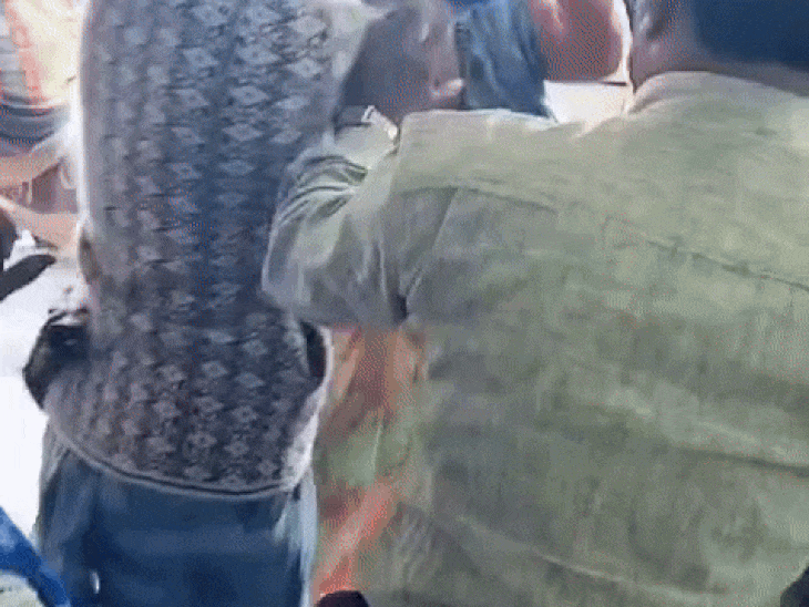 Slippers hit two women in Morena district hospital VIDEO