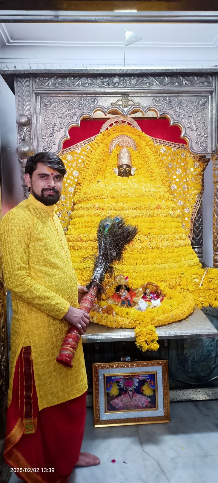 Shyam Baba's Pitambari Baga was decorated on Basant Panchami | बसंत ...
