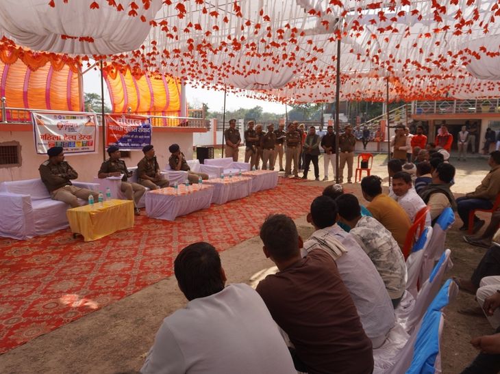 Appeal to stop liquor smuggling in public-police dialogue | जनता-पुलिस ...