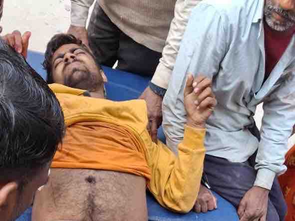 Clash between 2 parties in mutual dispute | आपसी विवाद में 2 पक्षों में ...