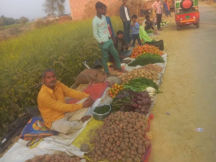 In Jangipur, the youth set up a new market in the village