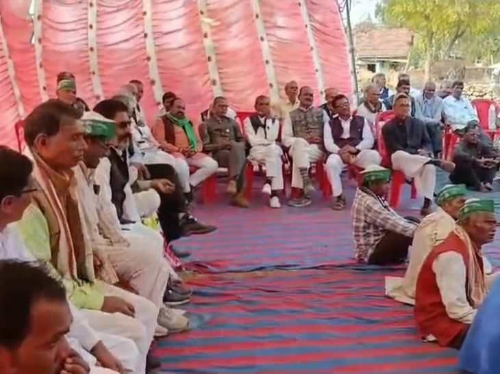 Former minister in Satna taunts Amarpatan MLA | मैहर में पूर्व मंत्री ...