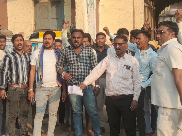 Memorandum submitted in the case of murder of Dalit girl in Ayodhya ...