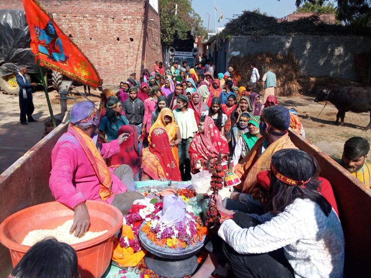 Pran Pratishtha of Shiv family in the ancient Chandibaba temple ...