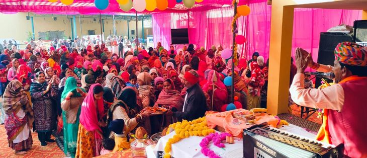 Havan Yagna after completion of the story in Baba Ramdev Temple | बाबा ...