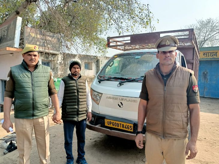 Two smugglers arrested in Ballia