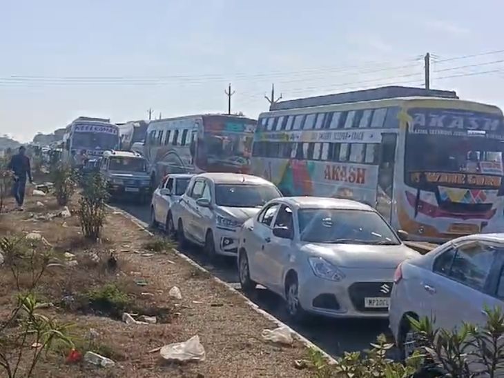 Many passengers from Multai were stuck in traffic jam for 7 hours ...