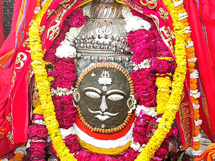 Baba Mahakal's royal form adorned with silver ornaments