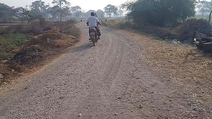 Ramtara-Bhanpuri road has been left incomplete for two years after ...