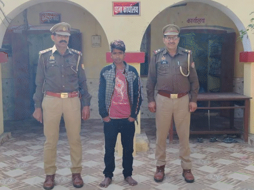 Two lovers together murdered a woman | दो प्रेमियों ने मिलकर महिला की ...