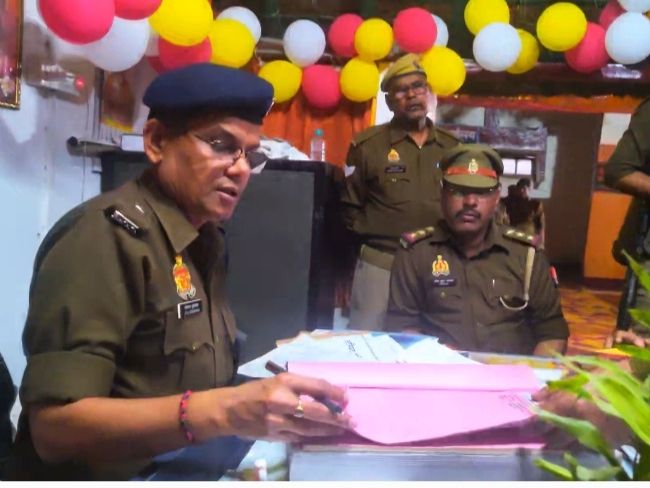 Visheshwarganj police station shined during the annual inspection of ...