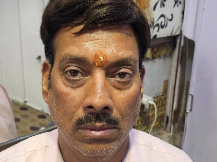 Case of taking real chain by giving fake note | नकली नोट देकर असली चेन ...