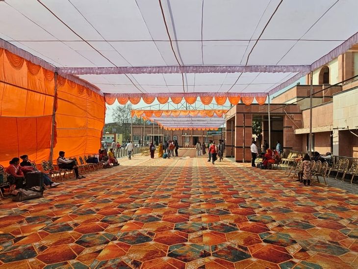 14 trains are running from Ballia for Maha Kumbh | बलिया से महाकुंभ के लिए चल रहीं 14 ट्रेनें ...