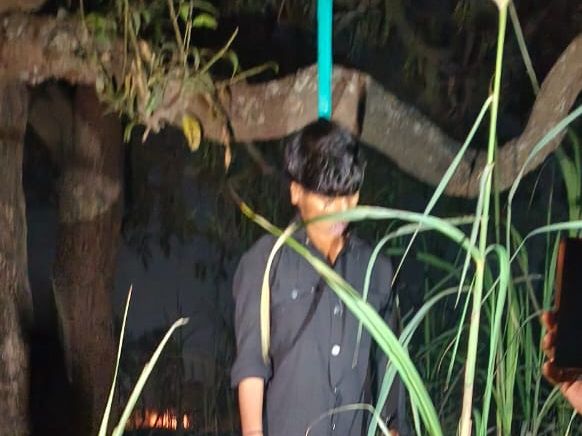 The body of a teenager was found hanging from a tree in Kasya | कसया ...