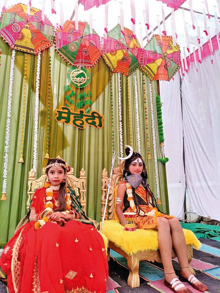 Mehendi will be applied to Mahadev, a 17 feet tall and 7 feet wide ...