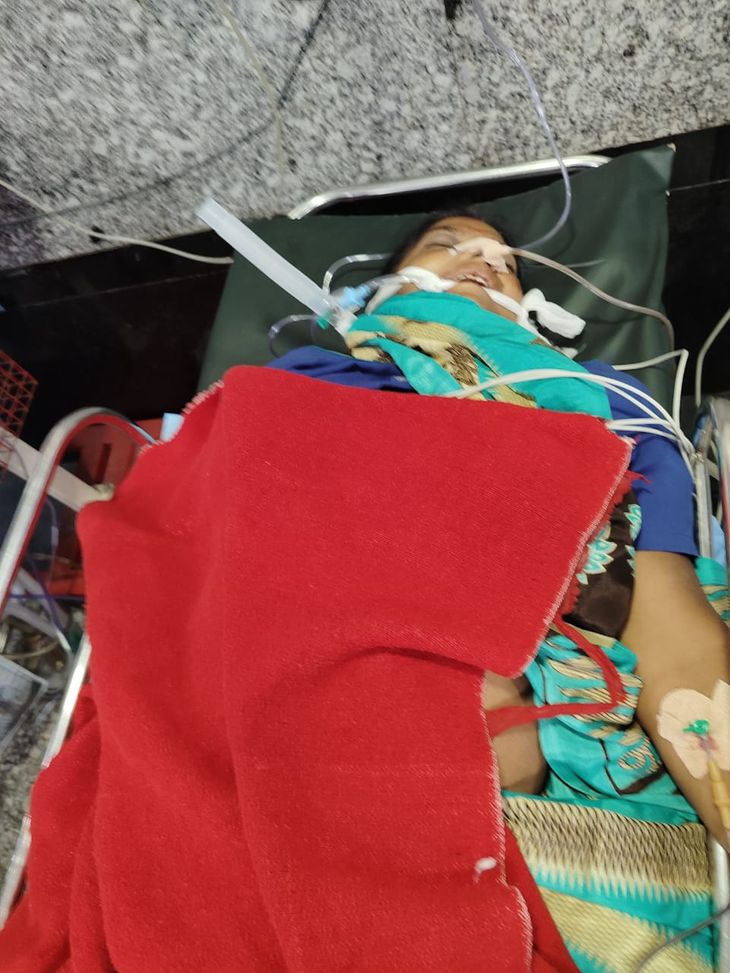 Ultimately Dhanva Bansi Yadav lost the battle of life and lost four of ...