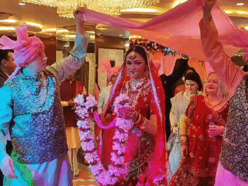 Varanasi News Anton-Lajma got married in Varanasi through Sanatan tradition