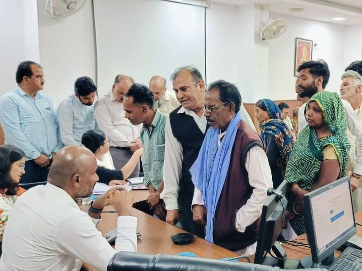 83 applications came in the public hearing of Sehore Collector