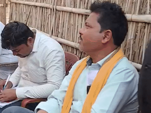 Bribery scandal in Pradhan Mantri Awas Yojana in Samastipur ...