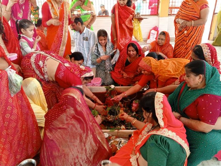 Devotees flock to temples on Mahashivratri Gangapur city Rajasthan ...