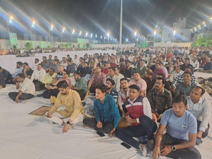 Kavi Sammelan organized by Dainik Bhaskar in Pali on 25 February 2025 ...