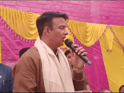 'Children of Aurangzeb and Babar are finding faults in Maha Kumbh'