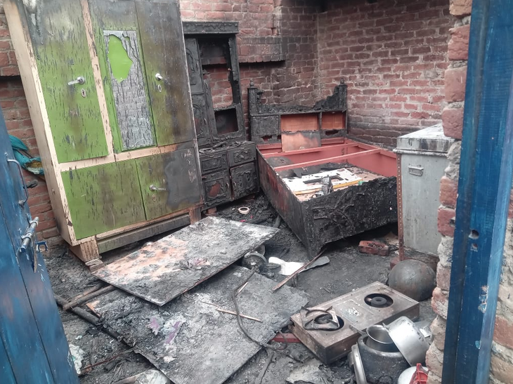 A house caught fire in Bareilly, all belongings burnt to ashes | बरेली ...