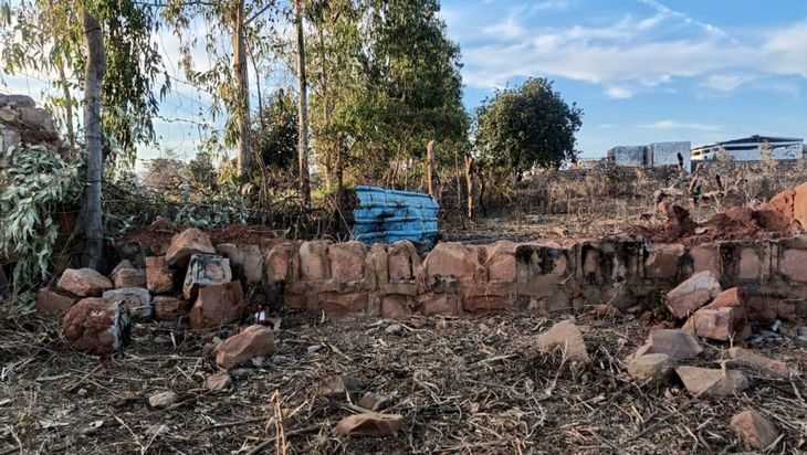 The playground of Bhainsravan was captured by breaking its boundary ...