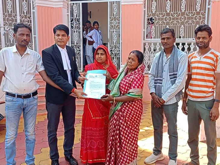 Pohri ZP CEO accused of negligence and indecency | पोहरी जपं सीईओ पर ...