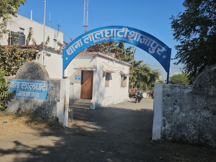 Goods worth 54 thousand stolen from a laborer woman's house