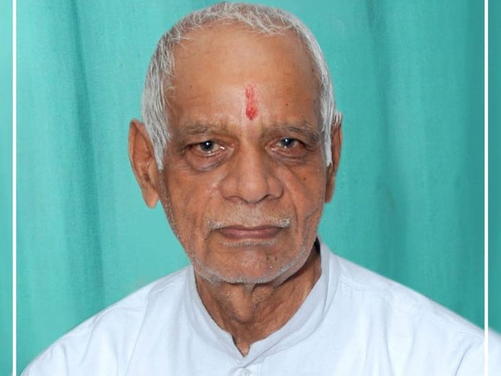 Social worker Shivram Singh Yadav passed away in Saifai | सैफई में समाजसेवी शिवराम सिंह यादव का ...