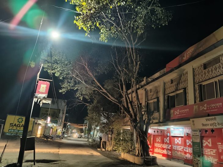 The name Pipalgaon was due to the presence of hundreds of Pipal trees ...