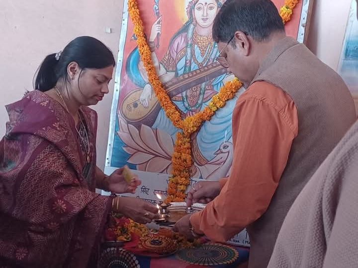 Seven day special camp of NSS concluded in Shohratgarh | शोहरतगढ़ में ...