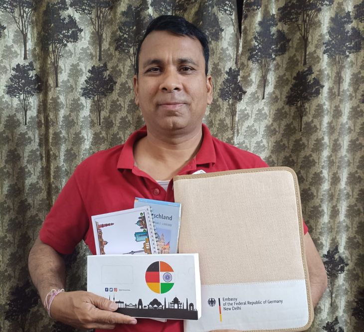 Prof. Kumar won the German Embassy award | प्रो. कुमार ने जीता जर्मन ...