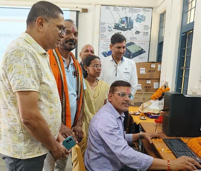 14 new computer sets were installed in the college, facilities were ...