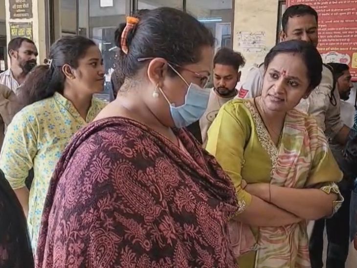 DMF scam... 5 including Ranu-Soumya and Suryakant appear in court | DMF घोटाला...रानू-सौम्या और ...