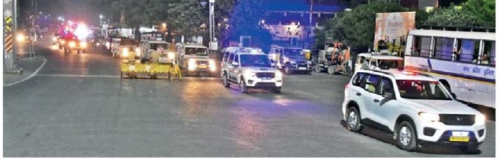 Police-administration's flag march on the streets with Vajra vehicle ...