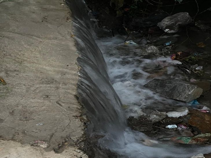 See the state of negligence of government PHED VIDEO | लीकेज से लाखों ...