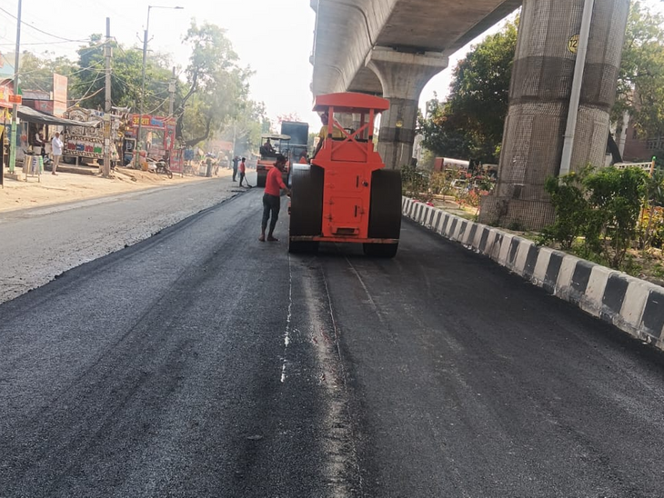 Road started being built on Delhi-Meerut Road | दिल्ली-मेरठ रोड पर बनने ...