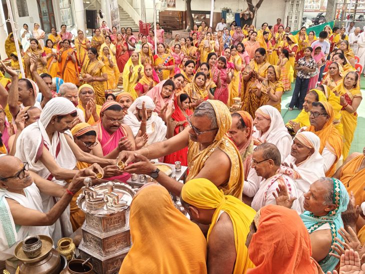 Siddha Chakra Mahamandal Vidhan of Jain Society