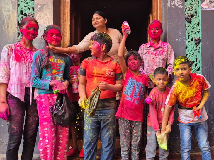 People's enthusiasm was seen on Holi in Pali | पाली में होली पर दिखा ...