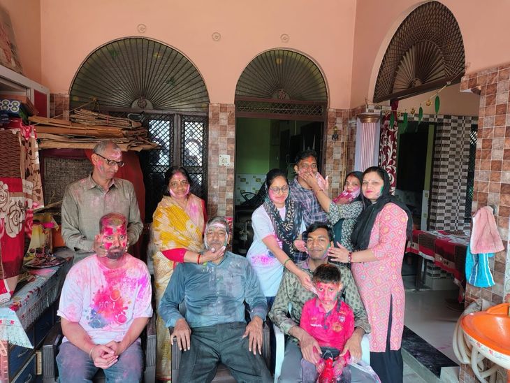 Holi festival celebrated in Anupshahr | अनूपशहर में मनाया गया होली का ...