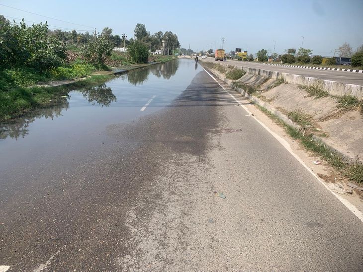 Contaminated water from the pond collected in Dayalpur on NH, people ...