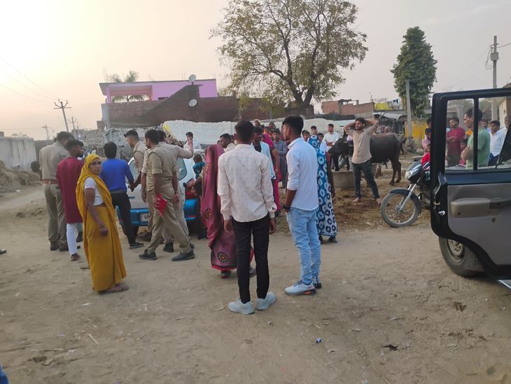 Clash between two parties on Holi in Gosaiganj