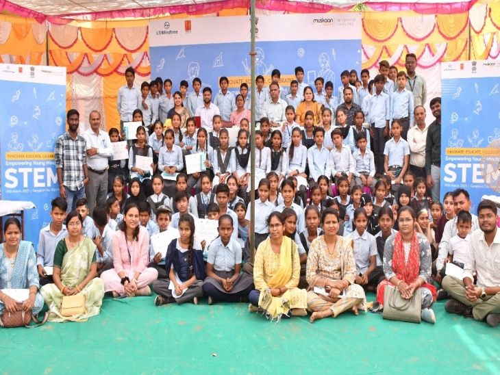STEM Hackathon in 10 Government Schools of Gangapur city