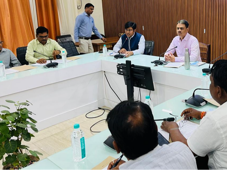 Deploy booth level agents for correction in voter list | मतदाता सूची ...