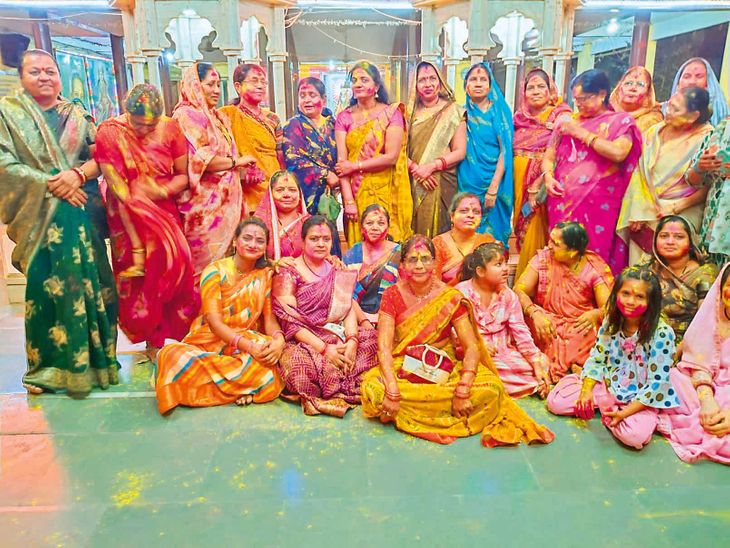 applied gulal to each other and celebrated phaag festival